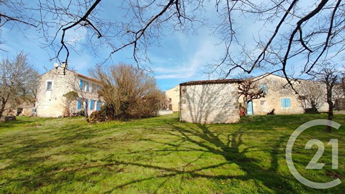 Maison à vendre - Le Douhet - 5 pièces - 3 chambres