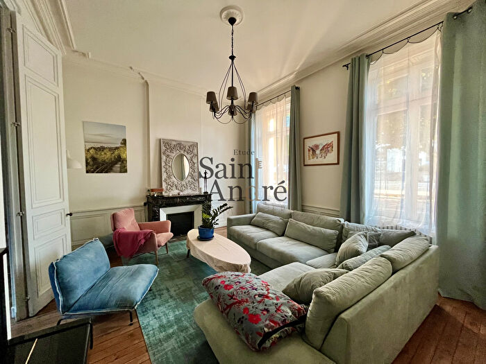 Maison à vendre - Angoulême, Centre-ville - 6 pièces - 4 chambres