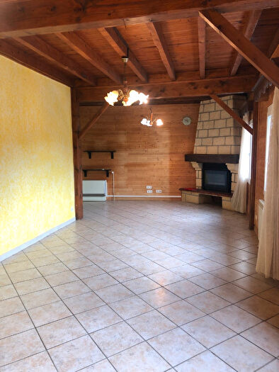 Maison 4 pièces à Villeneuve-d'Olmes, à louer