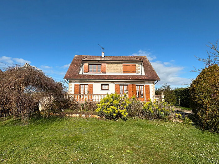 Maison à vendre - Novillers - 7 pièces - 5 chambres