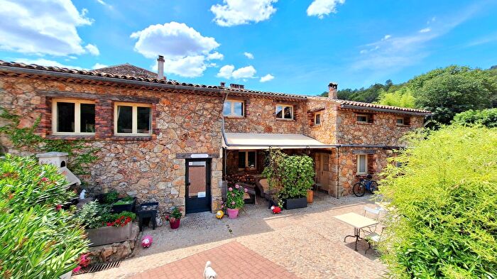 Maison 10 pièces à vendre - Taradeau