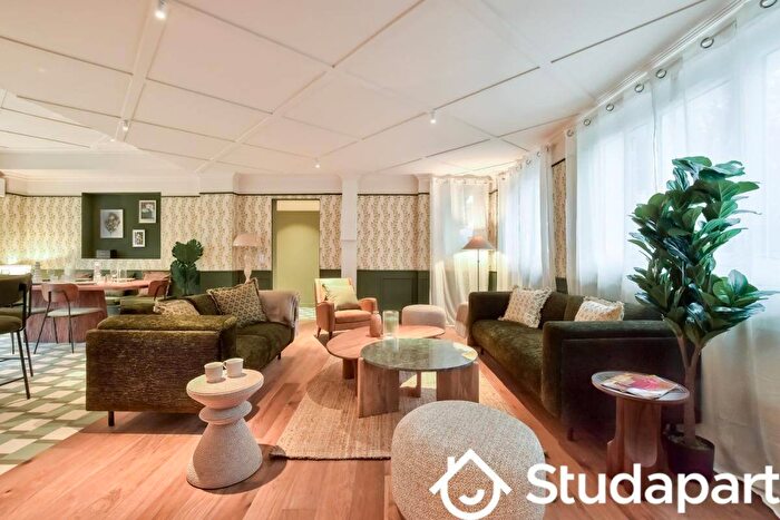 Appartement à louer - Buffets-Fauvettes, Fontenay-aux-Roses - 1 pièce - 1 chambre