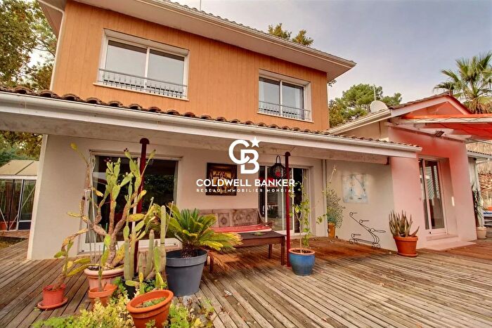 Maison à vendre - Arès - 5 pièces - 4 chambres