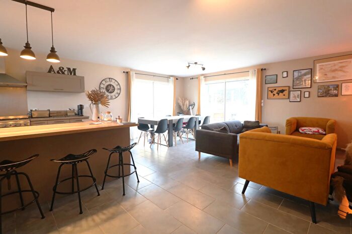 Maison à vendre - Rontalon - 4 pièces - 3 chambres