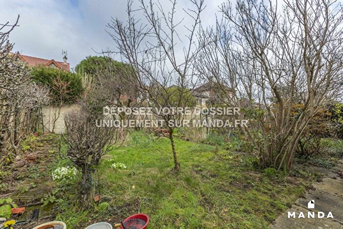 Appartement à louer - Pont Royal, Cachan - 5 pièces