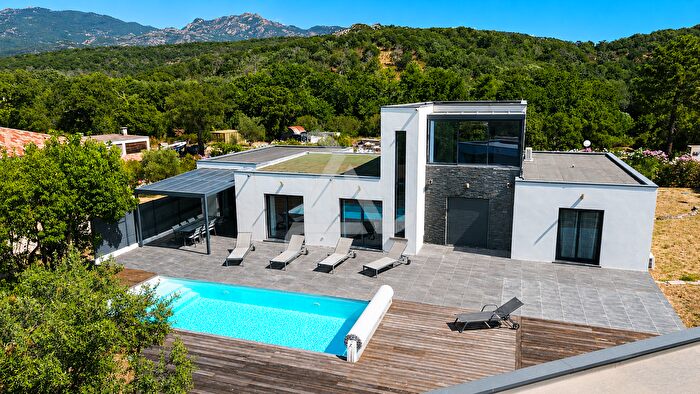 Porto-Vecchio - Maison 7 pièces à vendre