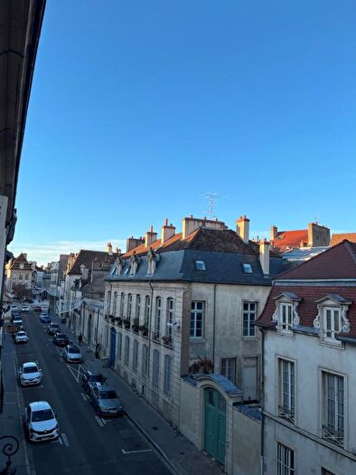 Appartement à louer - Dijon, Centre-ville - 1 pièce