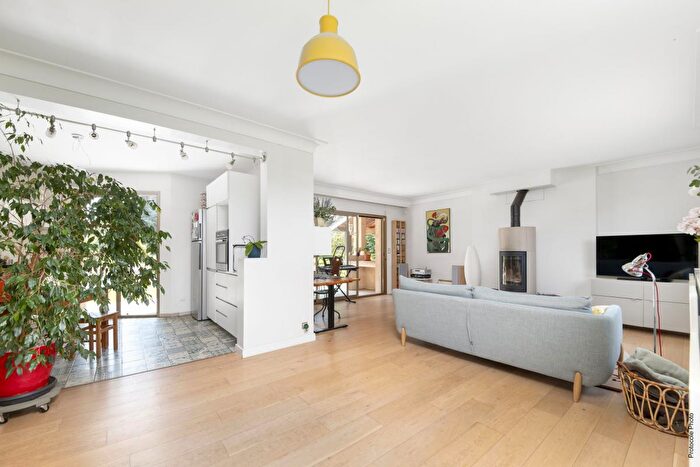 Maison à vendre - Lapeyrouse-Fossat - 5 pièces - 4 chambres