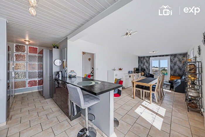 Appartement 3 pièces à Champforgeuil, à vendre
