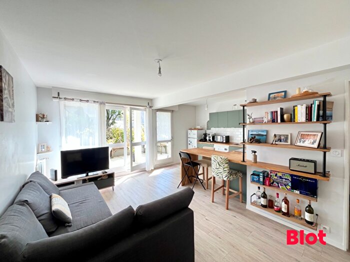 Quartiers Sud-Est, La Poterie : Appartement 2 pièces à vendre