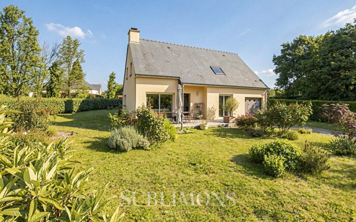 Maison 7 pièces à vendre à Saint-Nicolas-du-Tertre