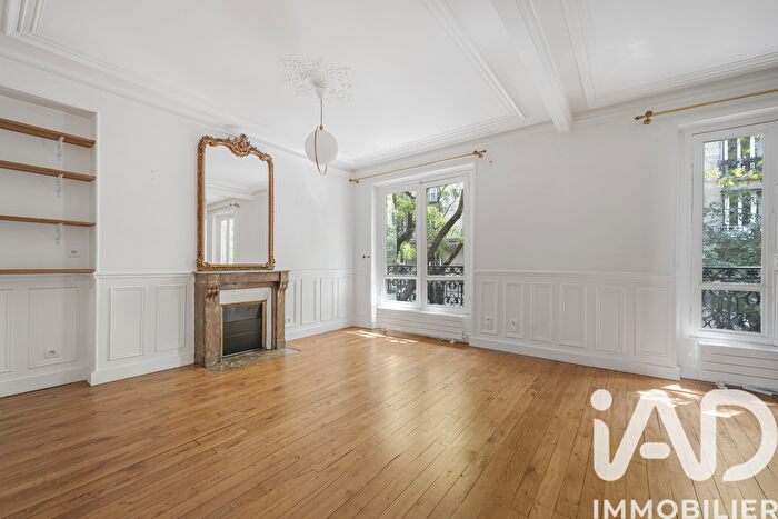 Paris 18ème, Jules Joffrin : Appartement 4 pièces à vendre
