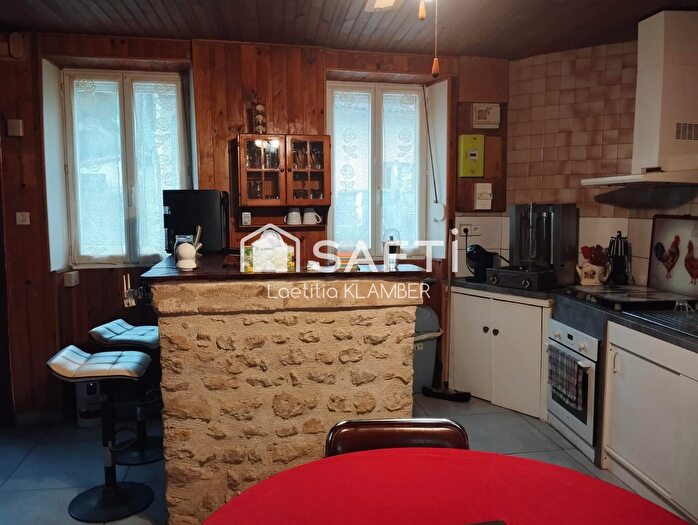 Maisons à vendre et appartements à louer - 3