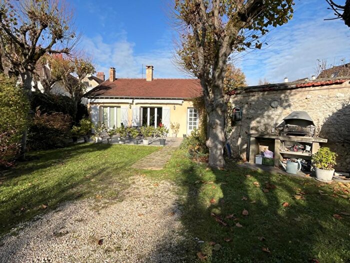 Maison à vendre - Saintry-sur-Seine - 5 pièces - 3 chambres