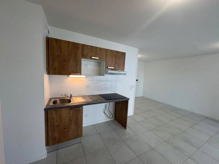 Le Bourg-Le Vieux Bourg, Lormont - Appartement 3 pièces à louer