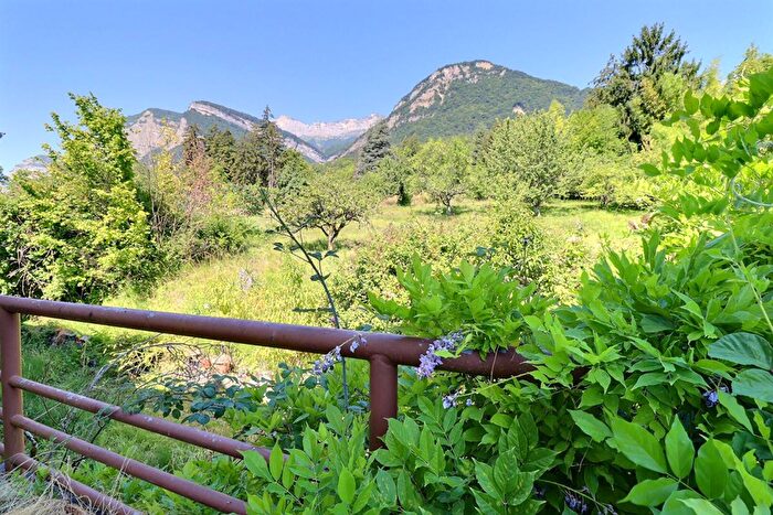 Maison 11 pièces à vendre à La Terrasse