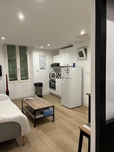 Appartement à louer - Toulon - 2 pièces - 1 chambre