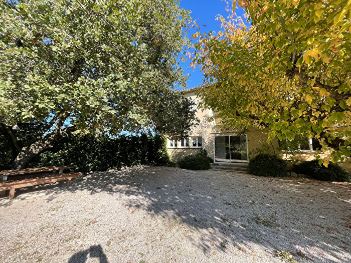 Maison 9 pièces à Vaison-la-Romaine, à vendre
