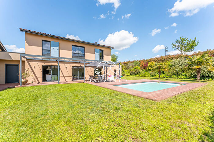 Sathonay-Village - Maison 7 pièces à vendre