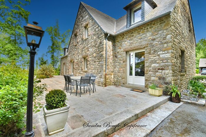 Maison à vendre - Balazé - 12 pièces - 5 chambres