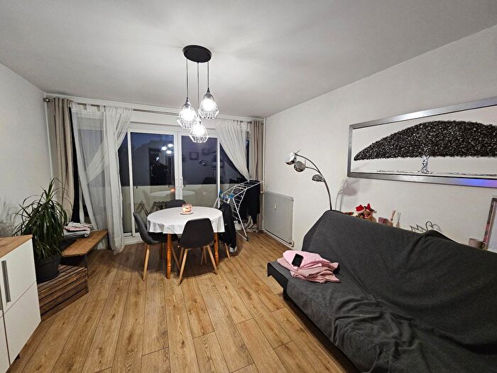 Appartement à vendre - Saint-Hilaire-Saint-Florent, Saint-Hilaire - 3 pièces - 2 chambres