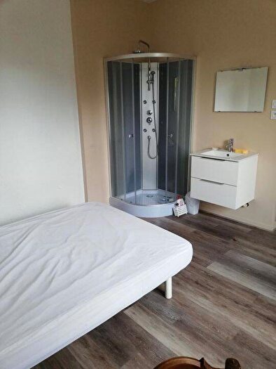Appartement 1 pièce à Avesnières, Laval, à louer