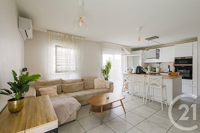 Appartement 4 pièces à Échirolles, Bayard, La Luire, Vicose, Comboire, à vendre