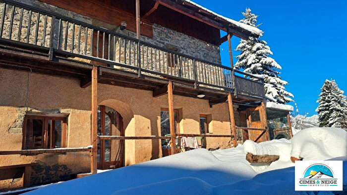 Appartement à vendre - Puy-Saint-Vincent - 4 pièces - 3 chambres