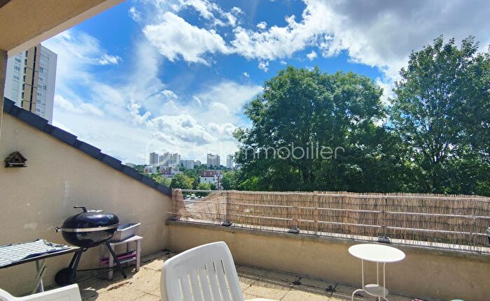 Appartement 4 pièces à Noisy-le-Sec, Cité des Fleurs, à vendre