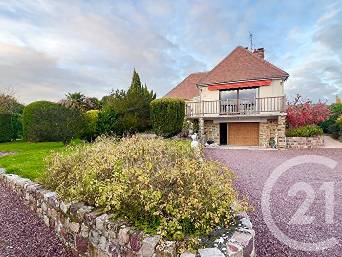 Maison à vendre - Saint-Martin-aux-Chartrains - 5 pièces - 3 chambres