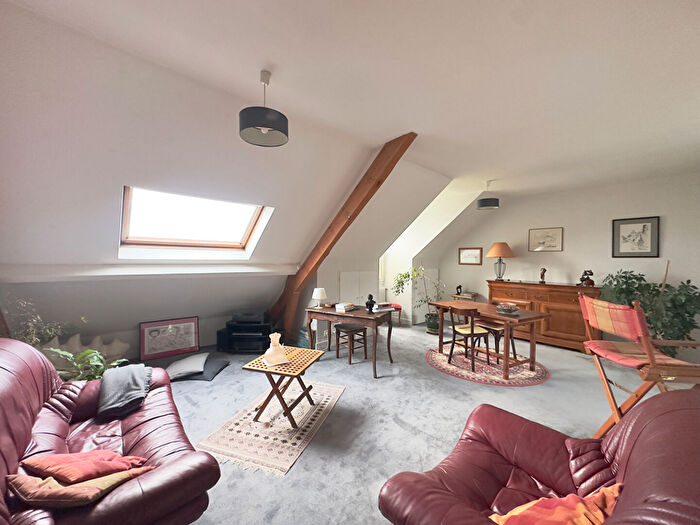 Appartement à vendre - Meaux, Centre-ville, Cathédrale - 3 pièces - 2 chambres