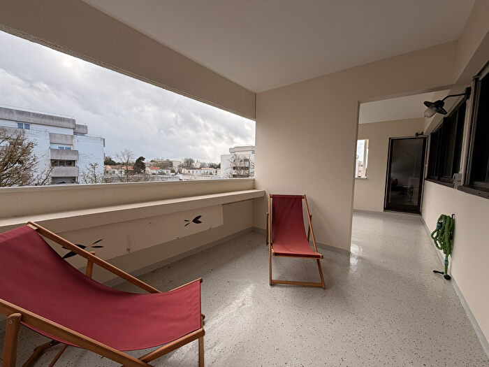 Appartement à louer - Mérignac, Le Jard - 4 pièces - 3 chambres