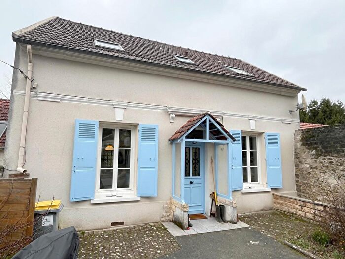 Maison à vendre - Fleurines - 6 pièces - 3 chambres