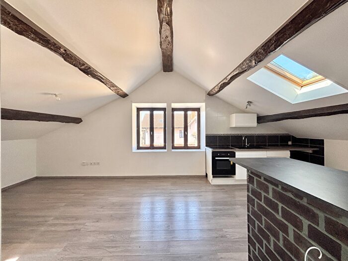 Pont-de-Chéruy : Appartement 3 pièces à vendre