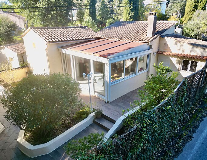 Maison à vendre - Pégomas - 5 pièces - 3 chambres