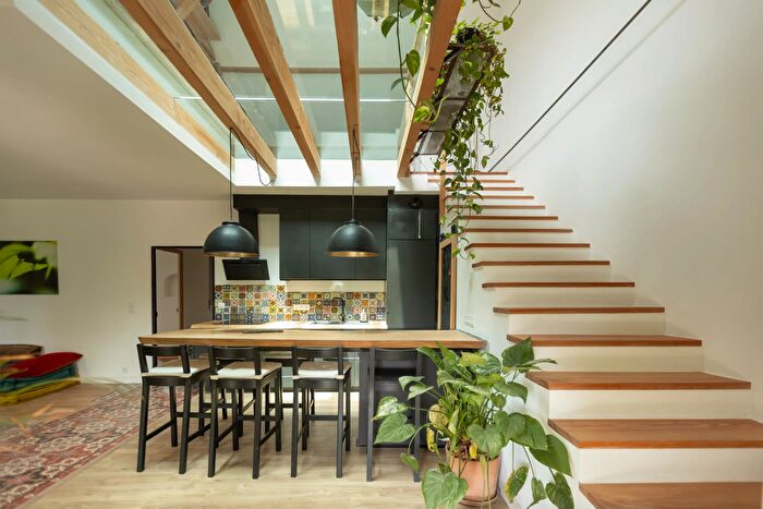 Maison à vendre - Arles, Griffeuille - 5 pièces - 4 chambres