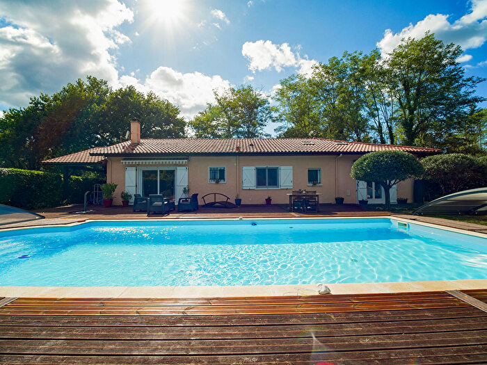 Maison 6 pièces à vendre à Lüe