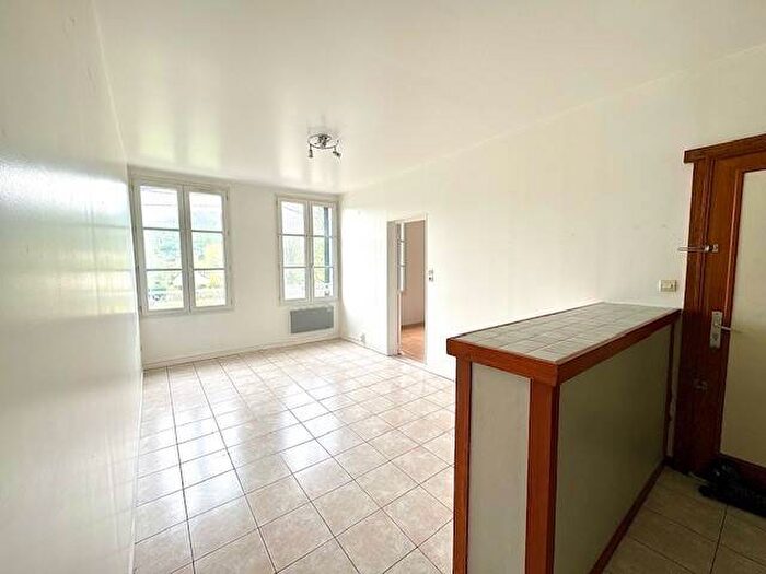 Appartement à louer - Pierrefonds - 4 pièces - 3 chambres