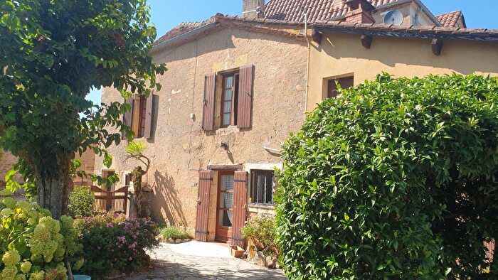 Maison à vendre - Saint-Pardoux-et-Vielvic - 4 pièces - 2 chambres