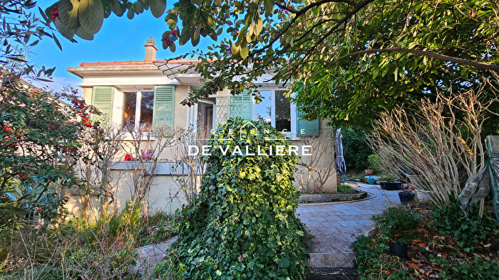 Maison à vendre - Nanterre, Mont Valérien - 5 pièces - 3 chambres