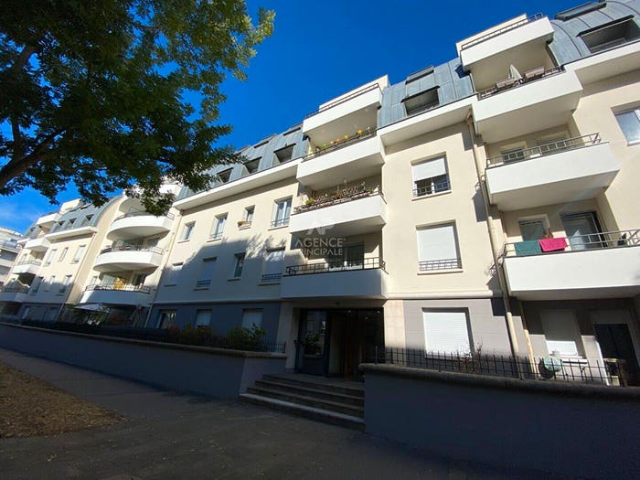 Le Point du Jour-Centre Gare, Cergy : Appartement 2 pièces à louer