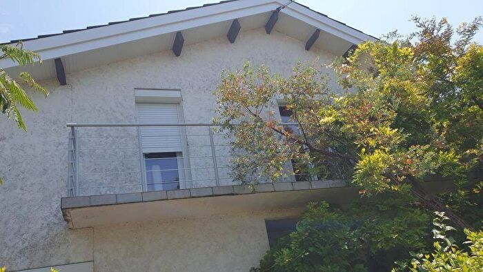 Appartement 1 pièce à Ouest-Zones dActivités-Quais, Bassens, à louer