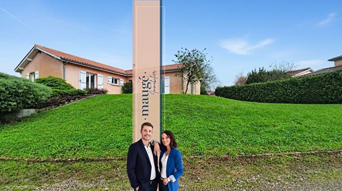 Maison à vendre - Serpaize - 5 pièces - 4 chambres