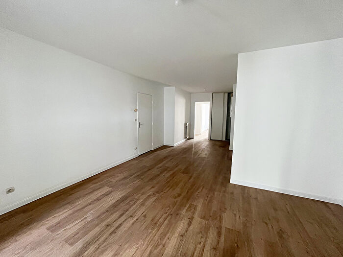 Appartement à vendre - Aix-en-Provence, Saint-Donat, Les Platanes - 3 pièces - 2 chambres