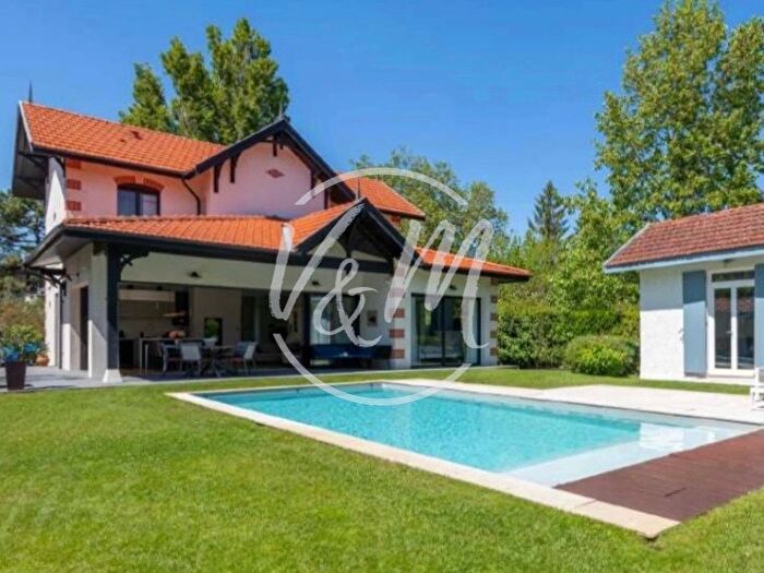 Maison à vendre - Andernos-les-Bains, Centre-ville, Coulin - 6 pièces - 5 chambres