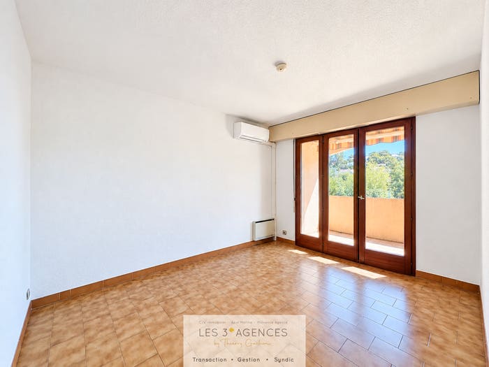 Appartement 2 pièces à vendre - Cavalaire-sur-Mer, Pierrugues, Mannes, Canissons
