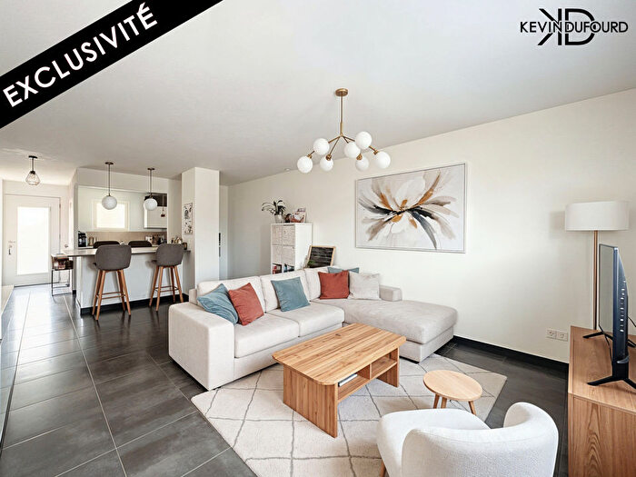 Maison à vendre - Mercuer - 5 pièces - 3 chambres