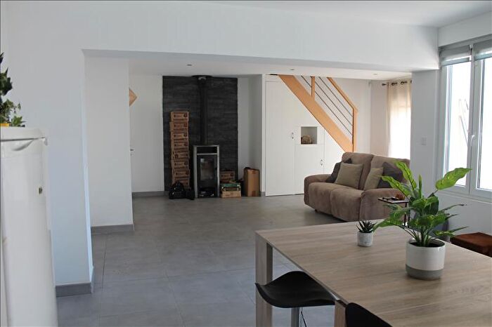 Maison à louer - Andeville - 3 pièces - 2 chambres