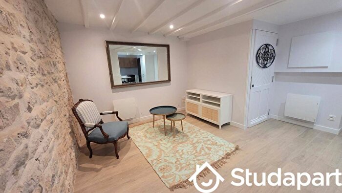 Appartement à louer - Saint Charles-Golf, Biarritz - 2 pièces - 1 chambre