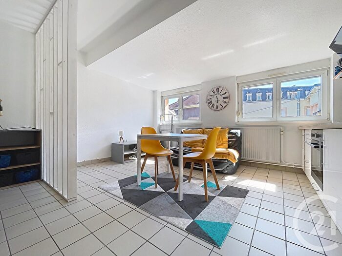 Maisons à vendre et appartements à louer - 2